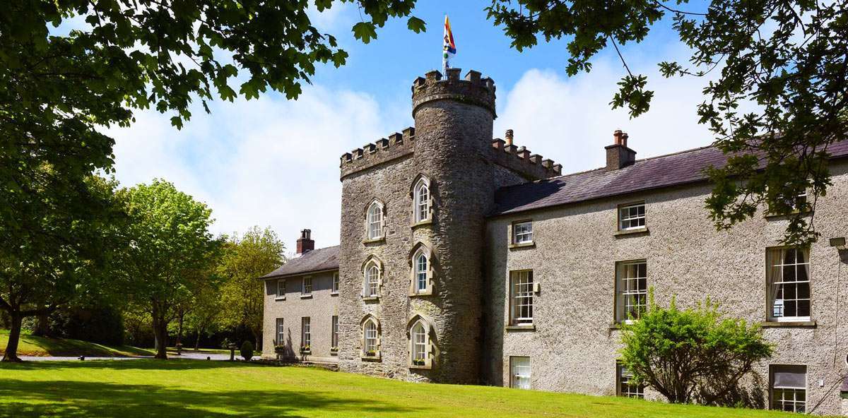 Experience Smarmore Castle