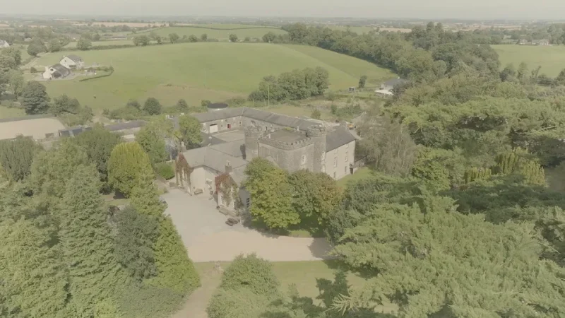 Experience Smarmore Castle